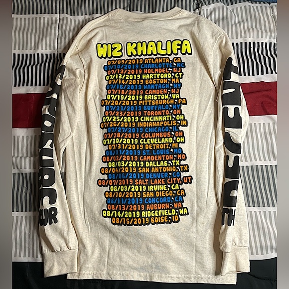 Gildan | Shirts | Wiz Khalifa The Decent Exposure Tour Merch Small ...